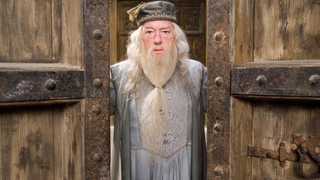 New Harry Potter Set Photos Reveal First Look At John Lithgow As Albus ...